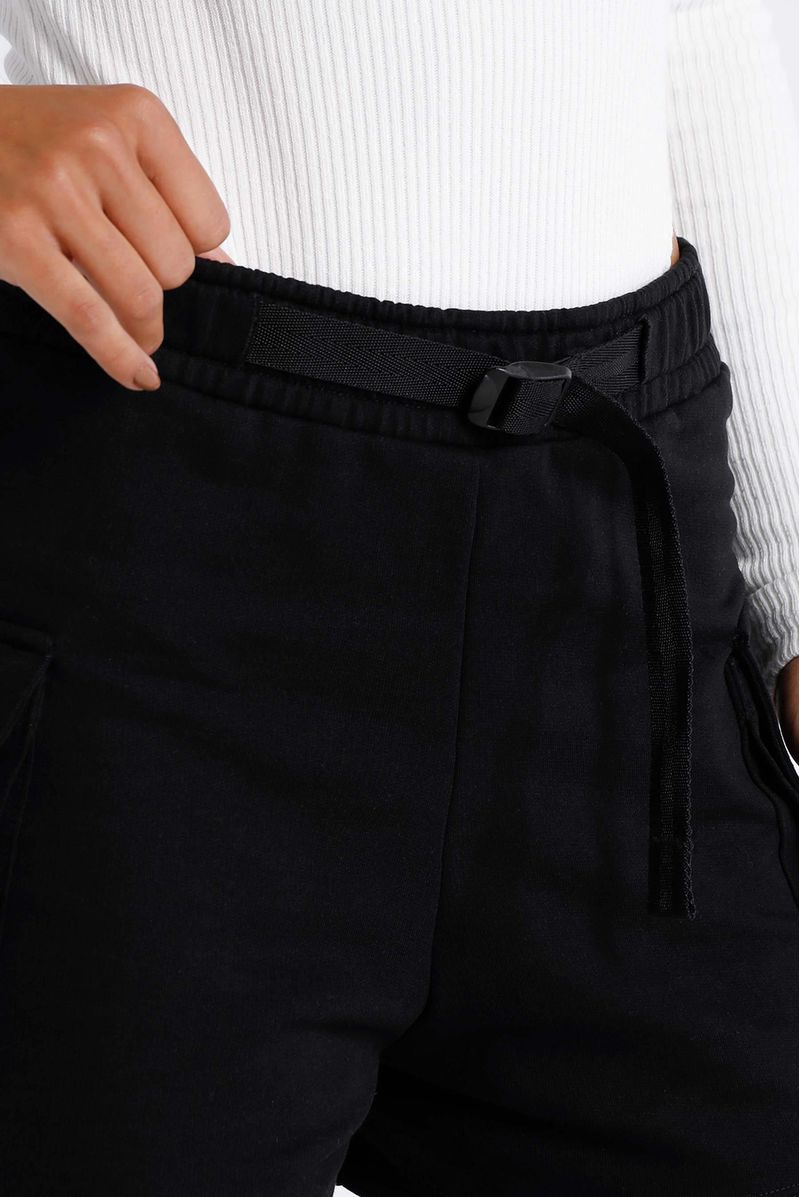 Shorts Negro Cargo Short mujer